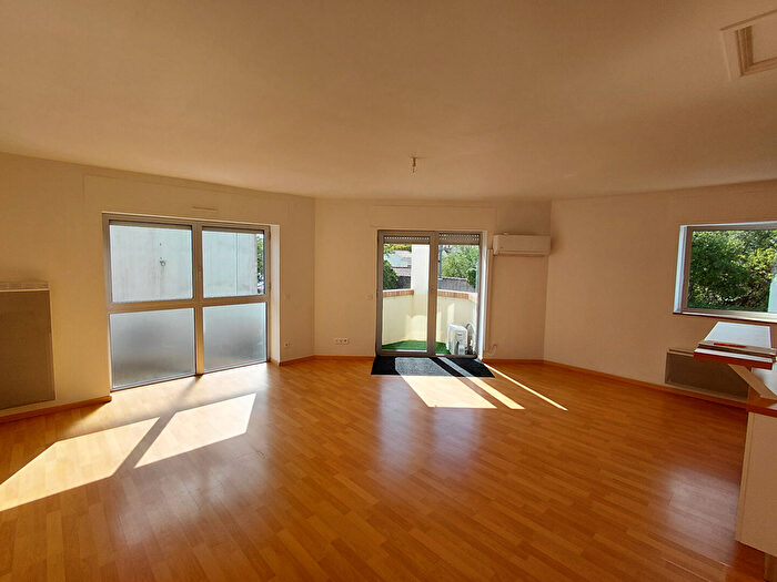 Challans, Centre-ville - Appartement 2 pièces à vendre