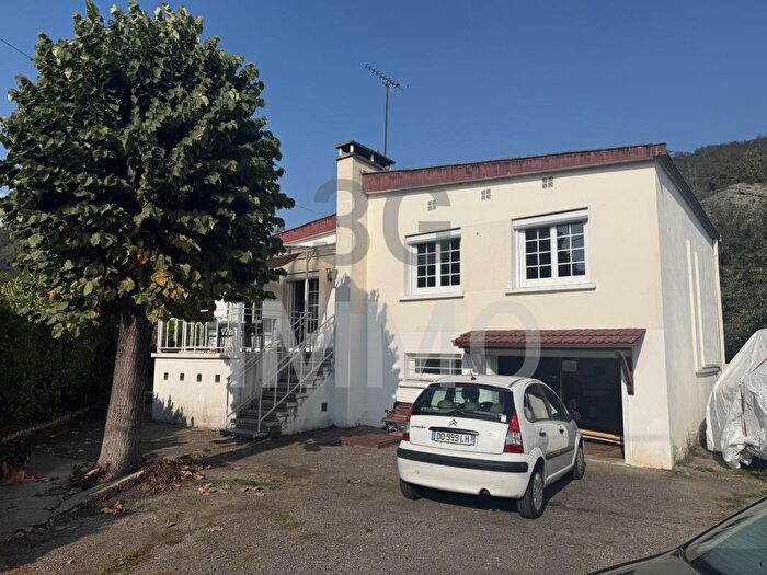 Maison à vendre - Genilac - 4 pièces - 3 chambres