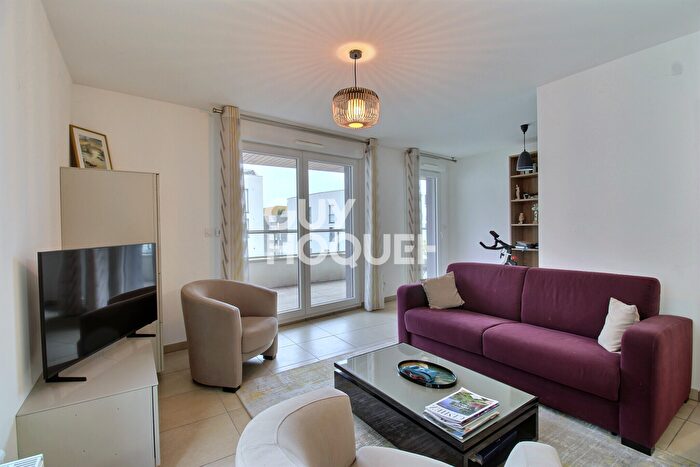 Appartement à vendre - Lyon e , Vaise, Rochecardon - 3 pièces - 1 chambre