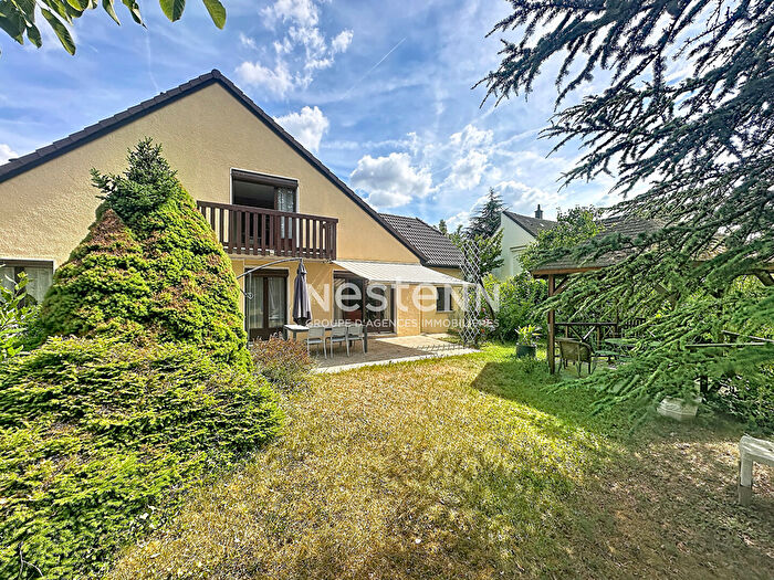 Maison 5 pièces à Boissise-le-Roi, à vendre
