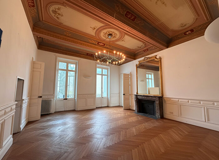 Appartement 4 pièces à Carcassonne, Cité Médiévale, Barbacane, Trivalle, à vendre