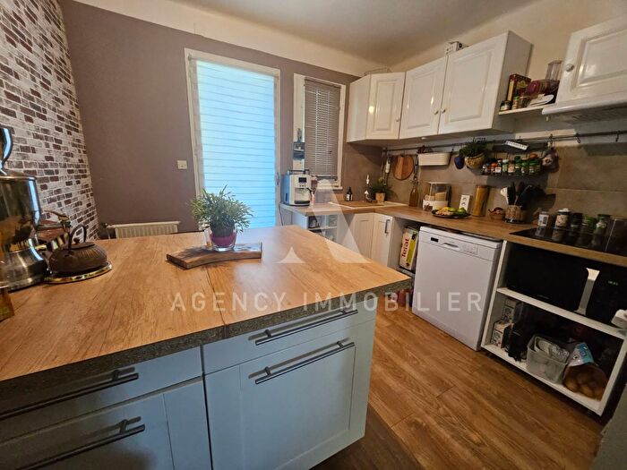 Appartement à vendre - Avignon, Le Pont Deux Eaux, Fontcouverte - 4 pièces - 2 chambres