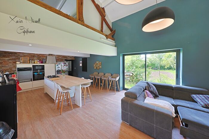 Maison à vendre - Cormoranche-sur-Saône - 5 pièces - 4 chambres