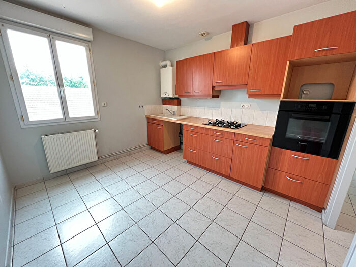 Appartement à vendre - Yzeure, Centre-ville - 3 pièces - 2 chambres