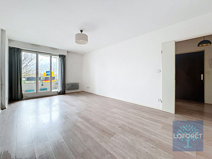 Appartement à vendre - Noisy-le-Grand, Centre-ville - 3 pièces - 2 chambres