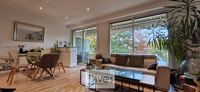 Appartement à vendre - Avrillé, Parc de la Haye, Val dOr, Pépinières - 5 pièces - 3 chambres