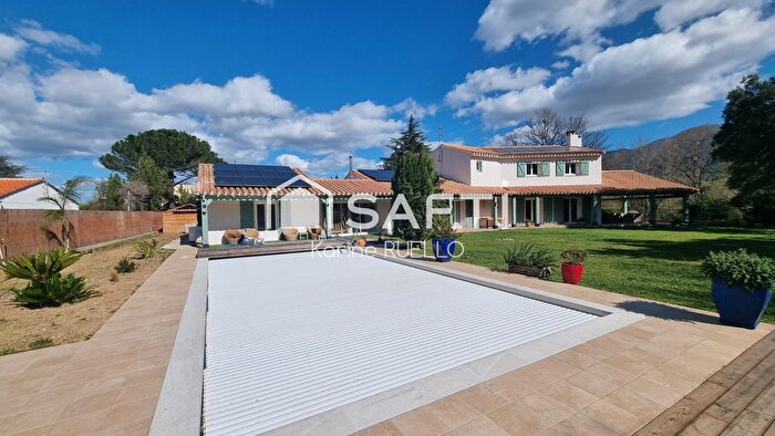 Maison à vendre - Montesquieu-des-Albères - 7 pièces - 5 chambres