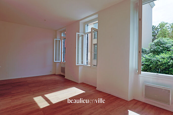 Appartement 3 pièces à Marseille 4ème, Cinq Avenues, à vendre