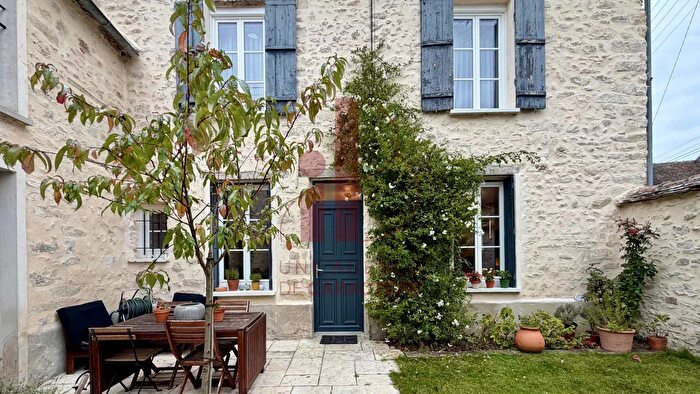 Maison à vendre - Fontainebleau - 5 pièces - 3 chambres