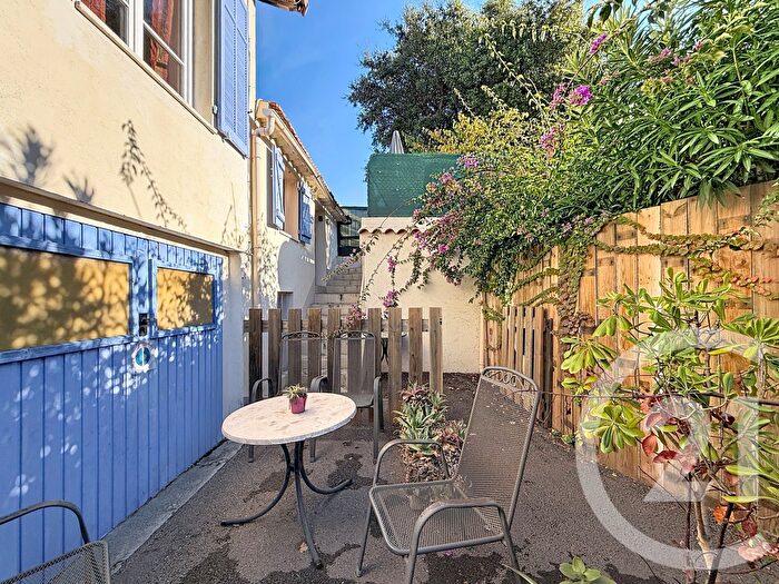 Maison à louer - Antibes, Rabiac, Carriat, Les Semboules, Les Brusquets - 2 pièces - 1 chambre