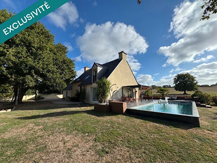 Maison 6 pièces à Theix, à vendre