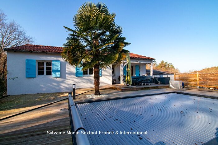 Maison à vendre - Sarliac-sur-lIsle - 6 pièces - 5 chambres