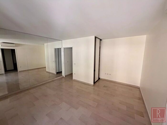 Cannes, Centre-ville : Appartement 1 pièce à vendre