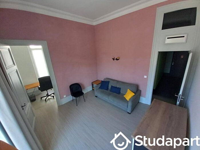 Appartement à louer - Préfecture, Grenoble - 1 pièce - 5 chambres