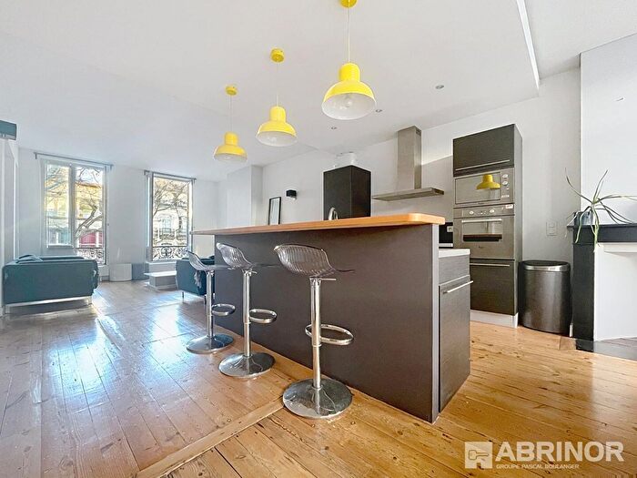 Lille, Centre-ville, Euralille : Appartement 4 pièces à vendre