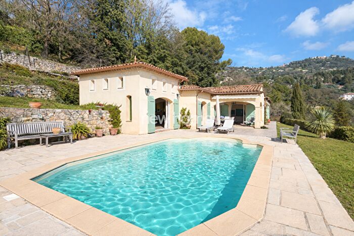 Maison à vendre - Peymeinade - 5 pièces - 3 chambres