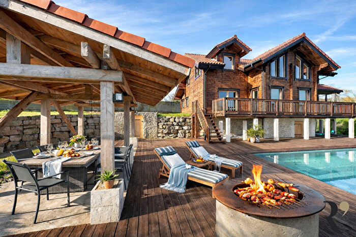 Maison à vendre - Grazac - 5 pièces - 3 chambres