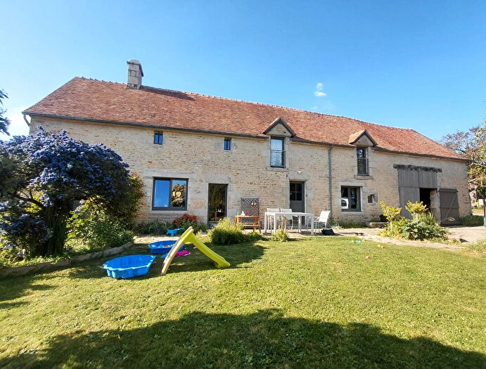 Maison 7 pièces à Arçonnay, à vendre