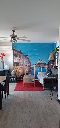 Appartement 2 pièces à vendre - Nîmes, Les Amoureux