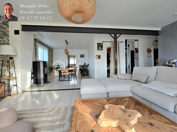 Maison à vendre - Chavagnes-en-Paillers - 5 pièces - 2 chambres