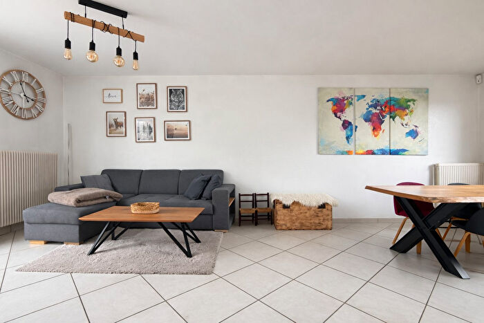 Maison à vendre - Pérignat-lès-Sarliève - 5 pièces - 3 chambres