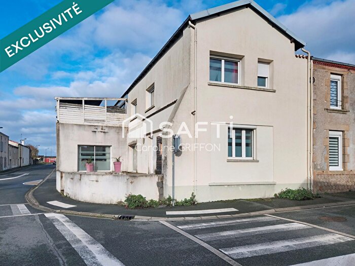 Maison à vendre - Le Longeron - 5 pièces - 3 chambres