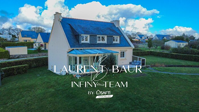 Maison à vendre - Saint-Yvi - 6 pièces - 4 chambres