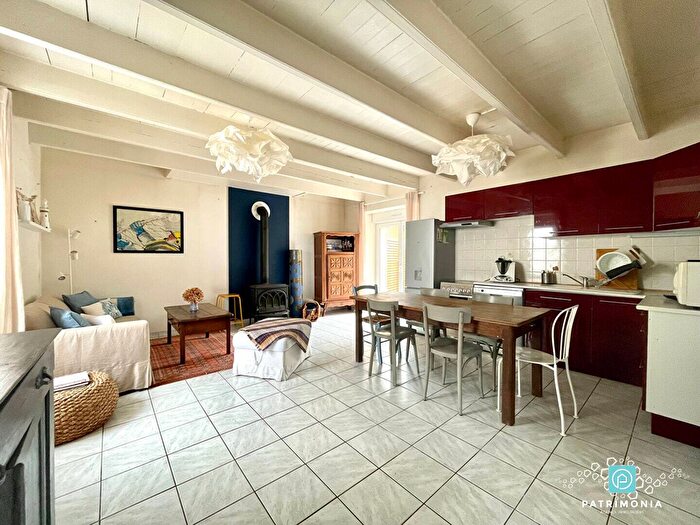 Maison à louer - Clohars-Carnoët - 4 pièces - 3 chambres