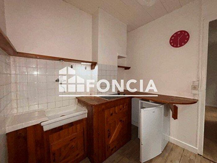 Centre, Chapelle des Buis, Besançon : Appartement 1 pièce à louer