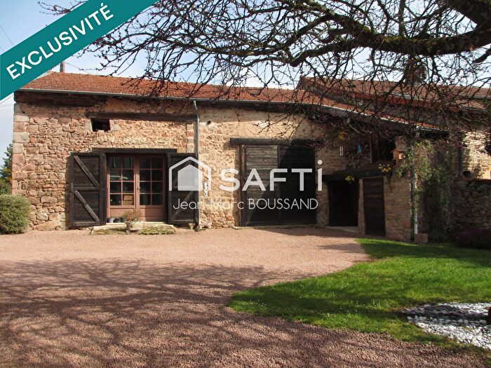 Maison à vendre - Chauffailles - 4 pièces - 3 chambres