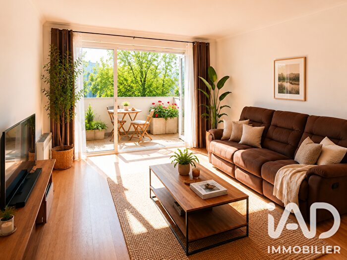 Appartement 3 pièces à vendre à Courbevoie, Gambetta, La Défense