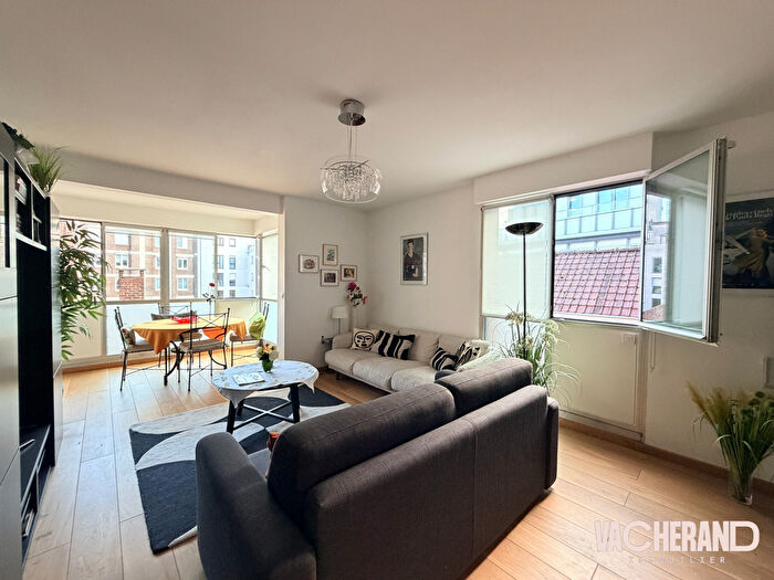 Appartement 2 pièces à Lille, Centre-ville, Euralille, à vendre