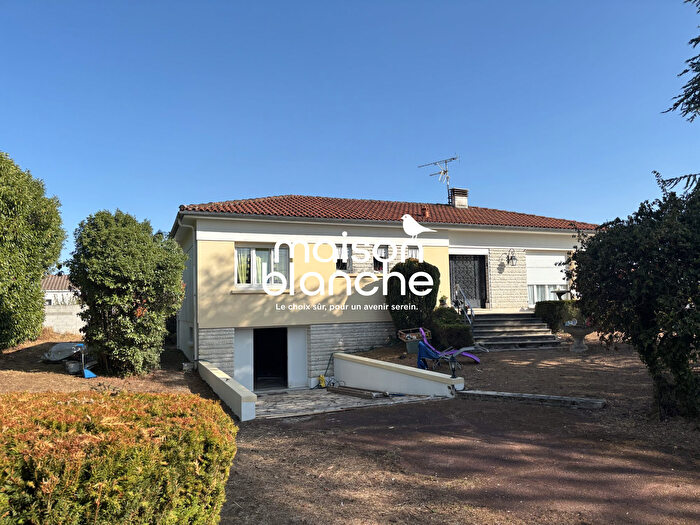 Surgères - Maison 6 pièces à vendre