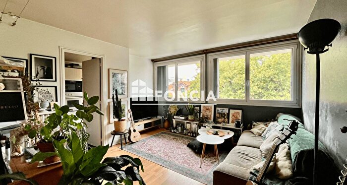 Appartement à vendre - Vanves, Hauts-de-Vanves - 3 pièces - 2 chambres