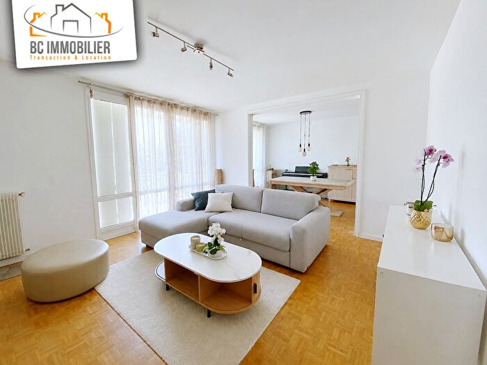 Ferney-Voltaire : Appartement 4 pièces à vendre