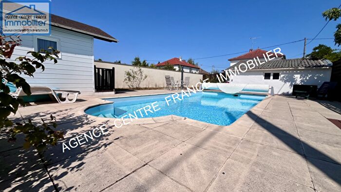 Maison 3 pièces à vendre - Bourges, Aéroport, Vauvert, Pierrelay, Pissevieille