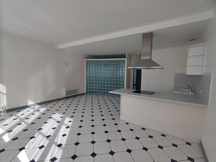 Appartement 2 pièces à louer - Orléans, Bourgogne, Saint-Euverte