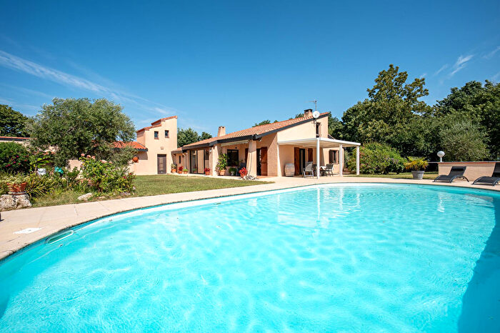 Maison 5 pièces à vendre à Vallesvilles