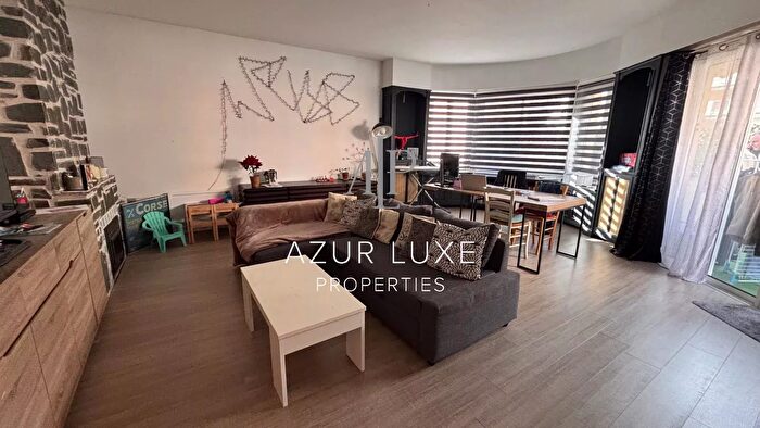 Appartement à vendre - Beaulieu-sur-Mer - 4 pièces - 3 chambres