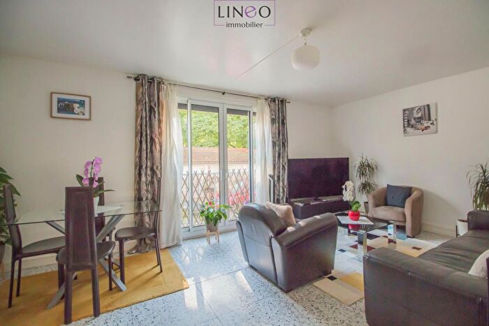 Appartement à vendre - Choisy-le-Roi, Centre-ville, Parc Prairie, Hautes Bornes - 4 pièces - 3 chambres