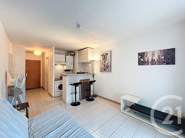 Appartement à louer - Mandelieu-la-Napoule, Capitou - 1 pièce