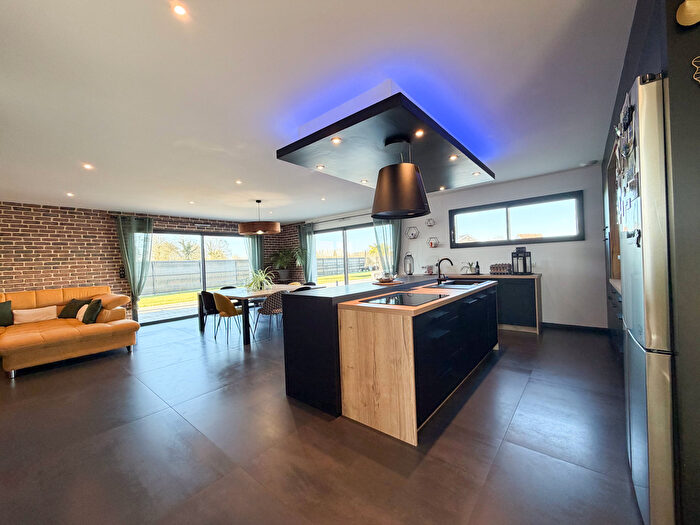 Maison à vendre - Saint-Célerin - 4 chambres