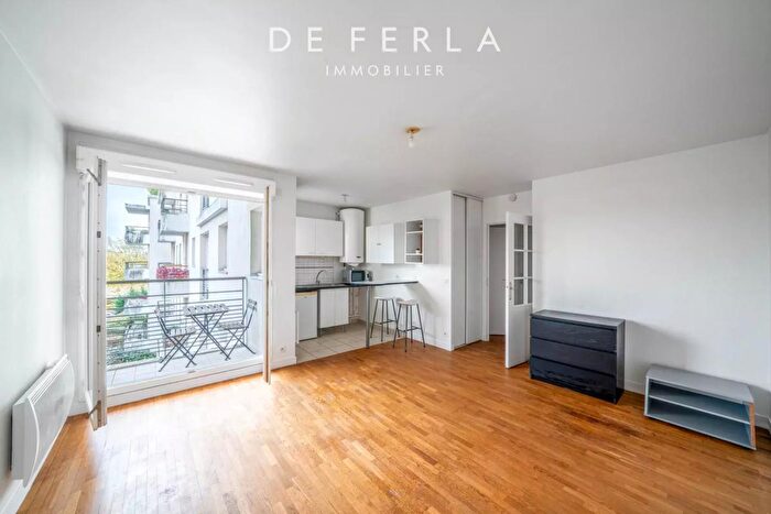 Appartement 1 pièce à vendre - Le Plessis-Robinson, Centre commercial