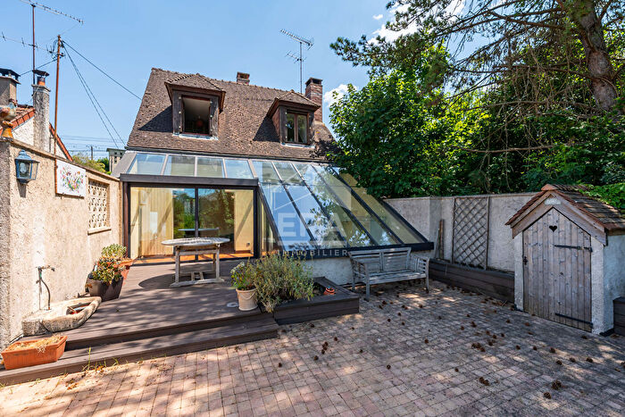 Maison 5 pièces à Ballancourt-sur-Essonne, à vendre