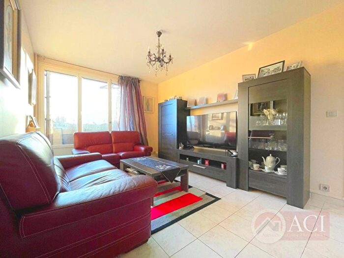 Appartement à vendre - Épinay-sur-Seine - 3 pièces - 2 chambres