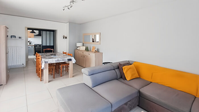 Maison à vendre - Saint-Marcel - 7 pièces - 5 chambres