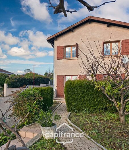 Maison à vendre - Laveyron - 4 pièces - 3 chambres