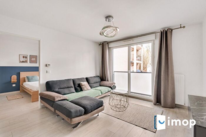 Appartement à vendre - Aubervilliers, Landy-Plaine, Marcreus, Pressensé - 2 pièces - 1 chambre