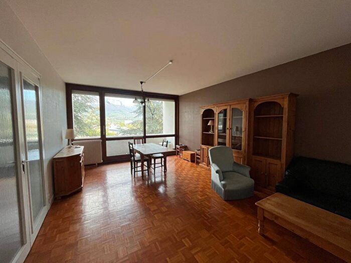Appartement 2 pièces à louer à Laurier-Les Charmettes, Chambéry