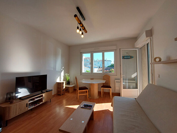 Appartement à vendre - Royan, Centre-ville - 2 pièces - 1 chambre